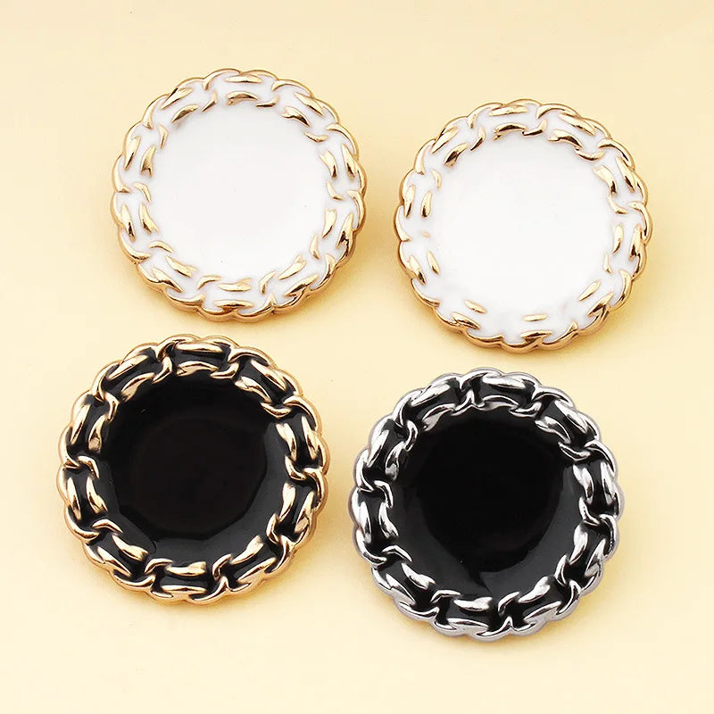 10 PC / Blake Resin Buttons – Classic Modern Fabrics