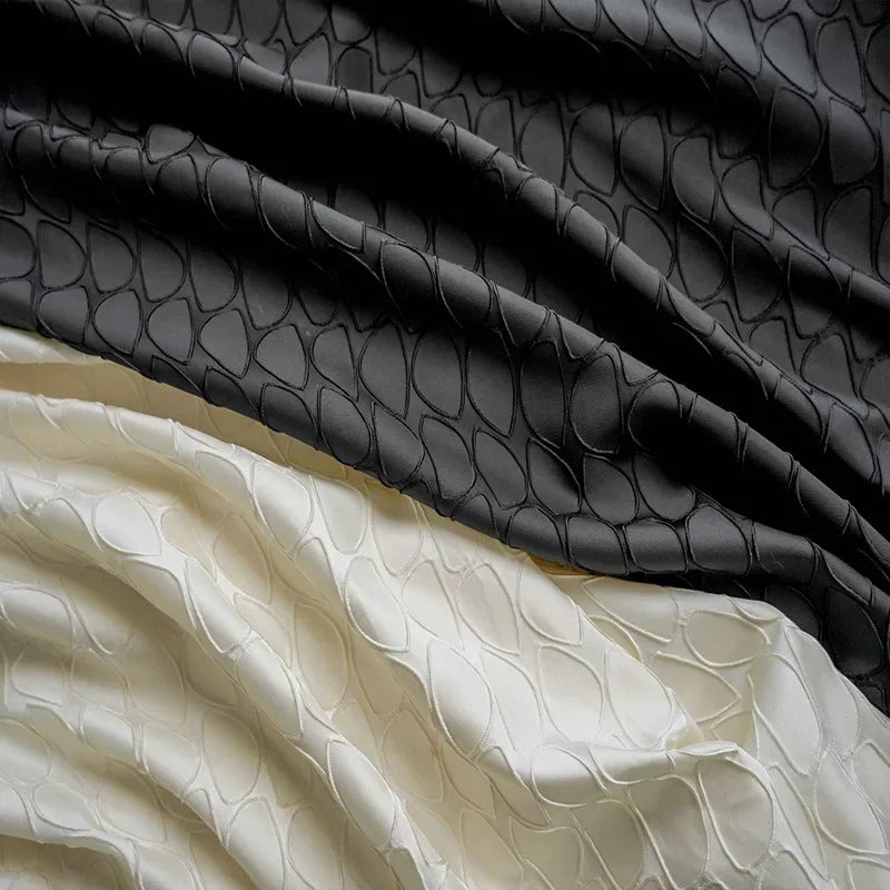 2 Colors / Derya Circles Woven Jacquard Fabric – Classic Modern Fabrics